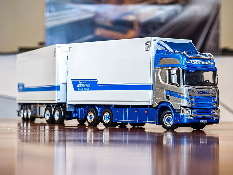 Scania R Highline CR20H 6x2 Tag Axle LZV Combi - MiniCarWorld