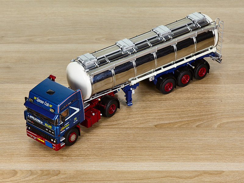 DAF 3600 SC 4x2 Tank Trailer Without Pump Cabinet - MiniCarWorld