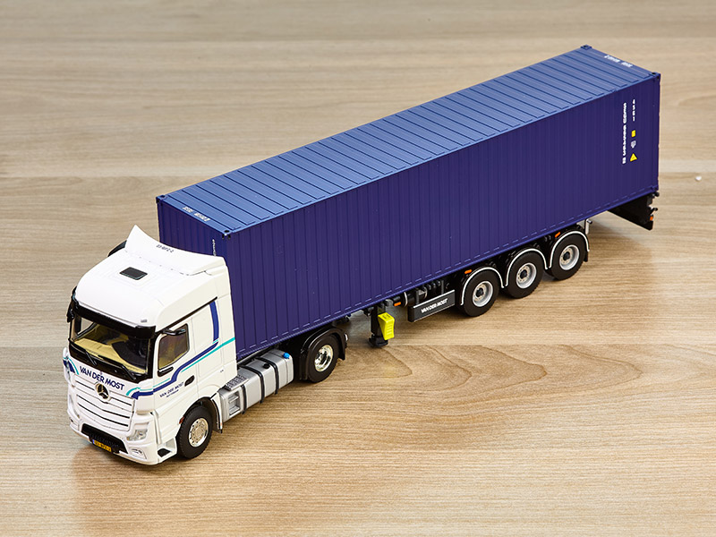 Mercedes-Benz Actros Big Space 4X2 Container Trailer / 40 FT Container ...