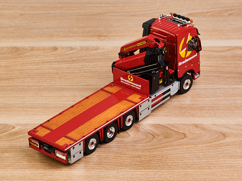 VOLVO FH4 Globetrotter 8x2 - MiniCarWorld